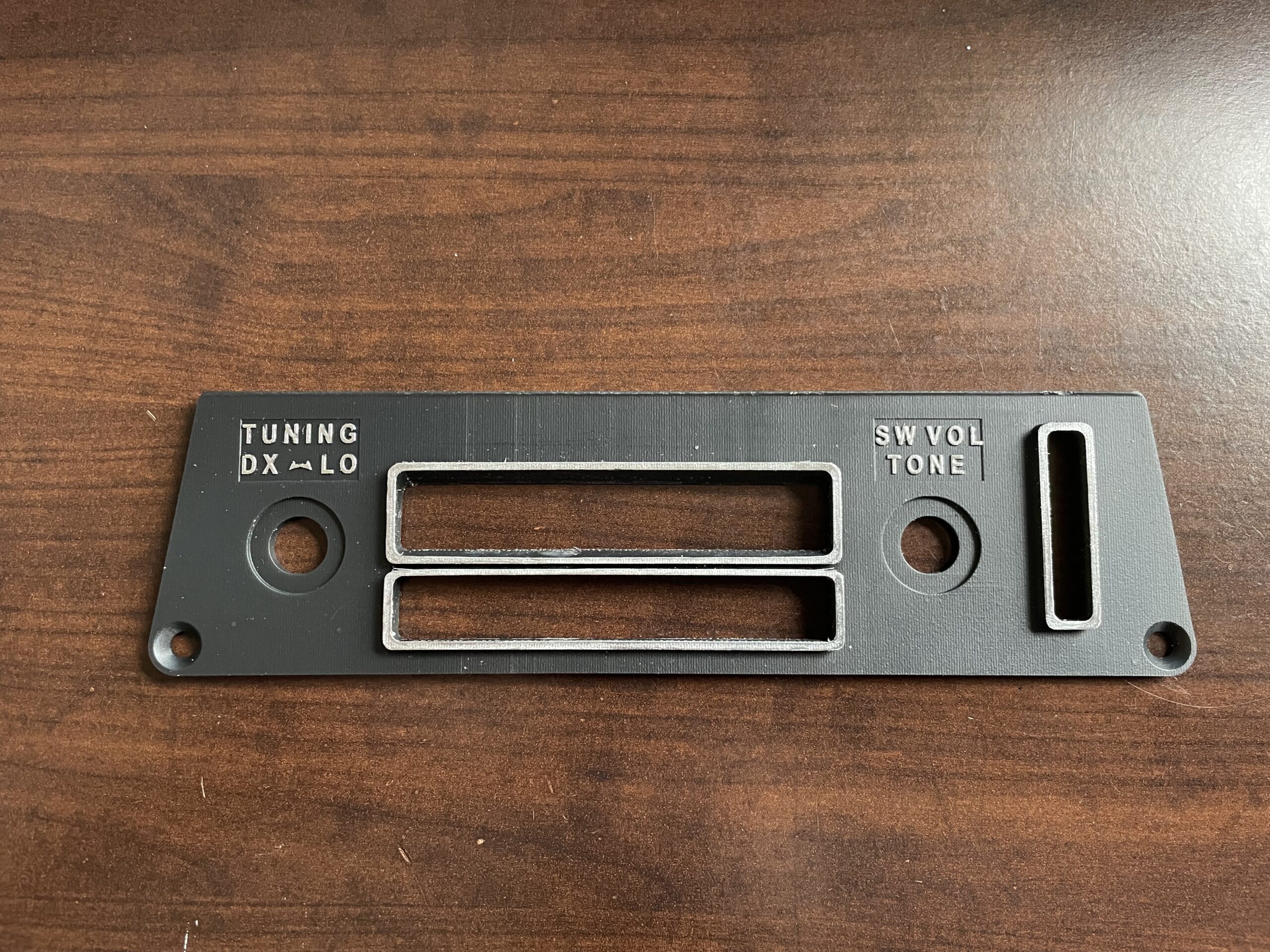 70 - 71 Datsun S30 Radio Faceplate - Sakebahn Classic